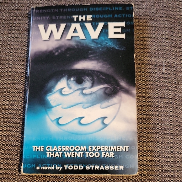 Accents | 5 For 25 The Wave By Todd Strasser | Poshmark